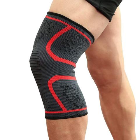 Best Knee Sleeves for Squats in 2024 - Knee Wraps Reviews - GGB